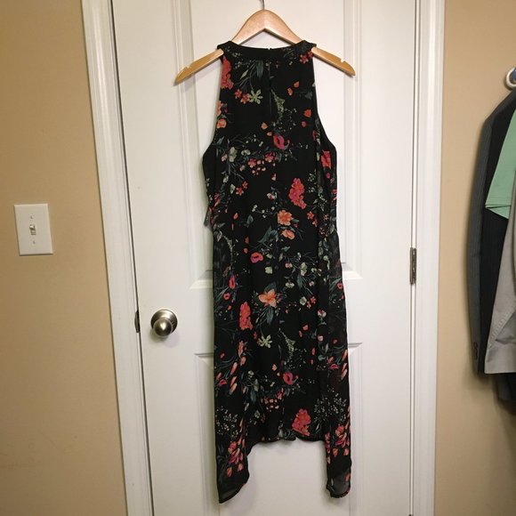 AGB | Dresses | Agb Dress Sleeveless Black Wfloral Flowy M | Poshmark